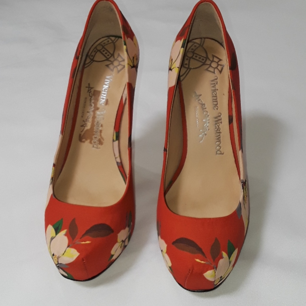 Rare! Vivienne Westwood "Fifi" Magnolia Platform - Gem